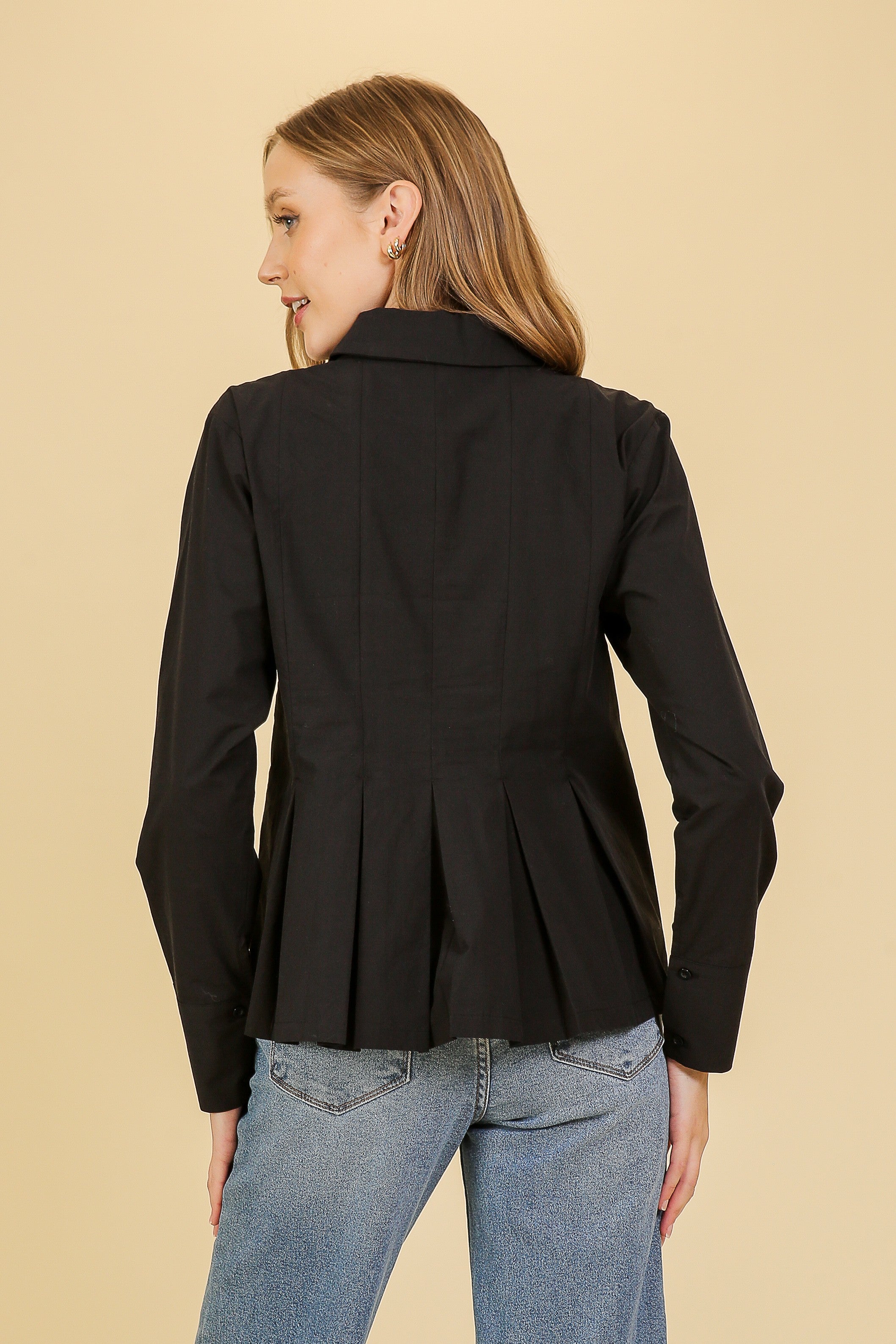 BOX PLEAT BLOUSE
